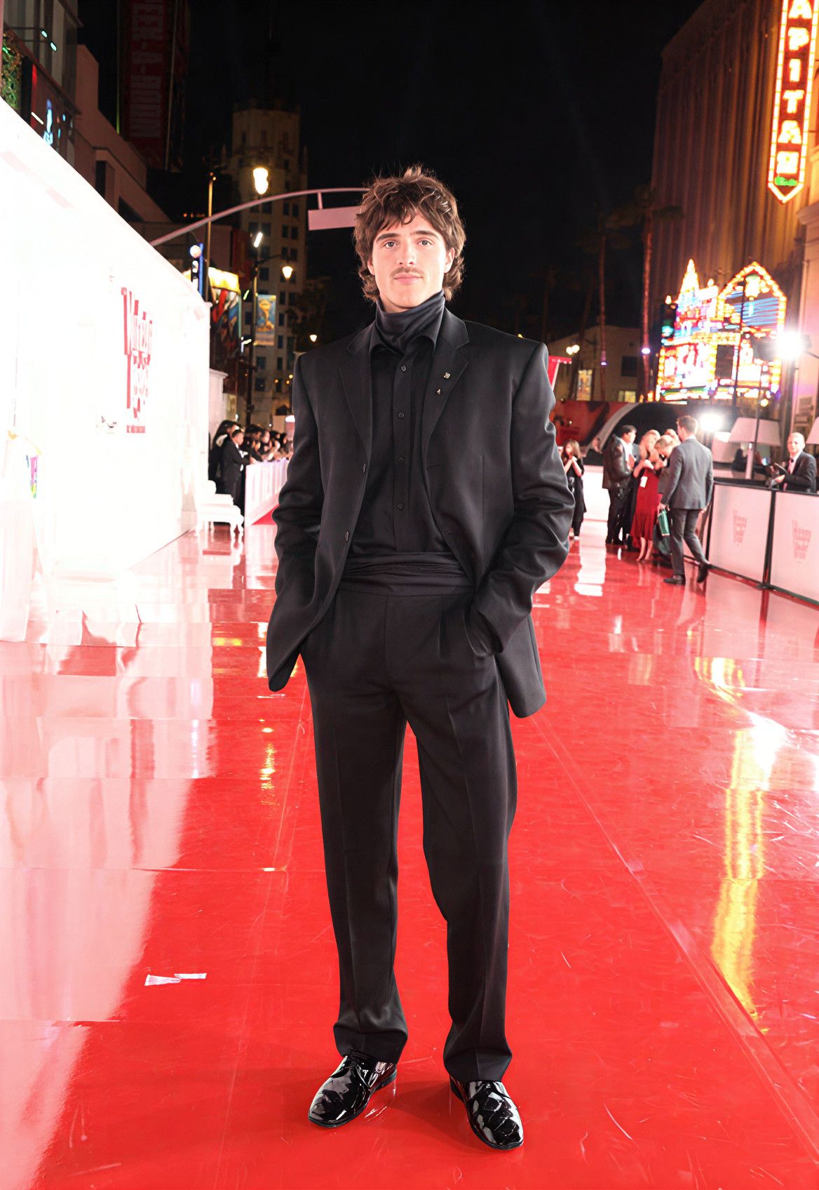 Jacob Elordi Brings Modern Gothic Minimalism to the Wuthering Heights ...